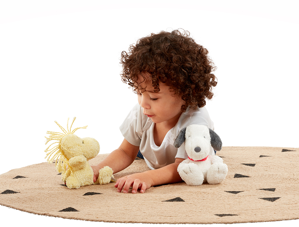 Rainbow Designs Launches Peanuts Collection - aNb Media, Inc.
