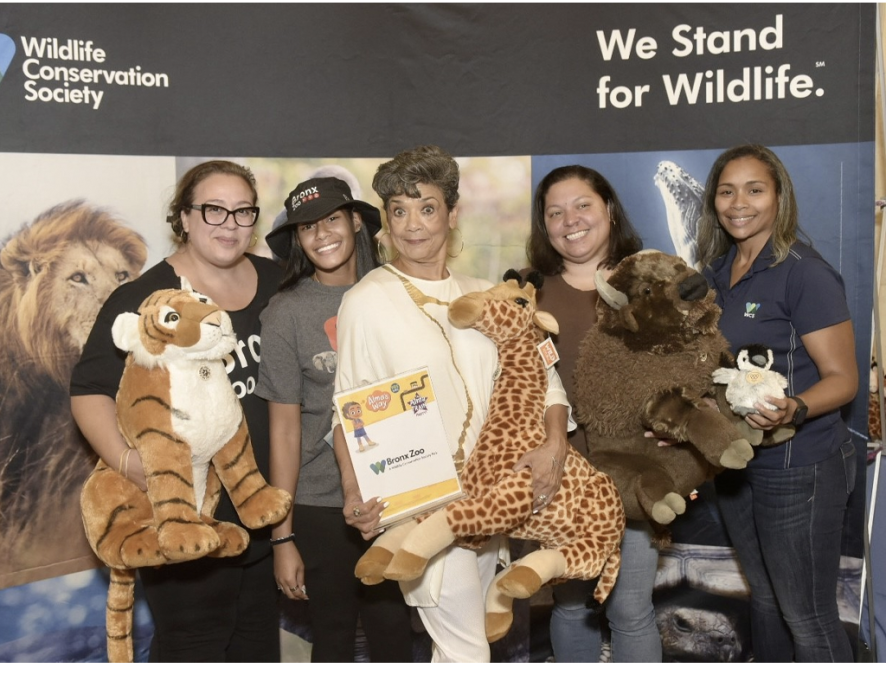 Alma Train Party at Grand Central Station in NYC a Big Success - aNb ...