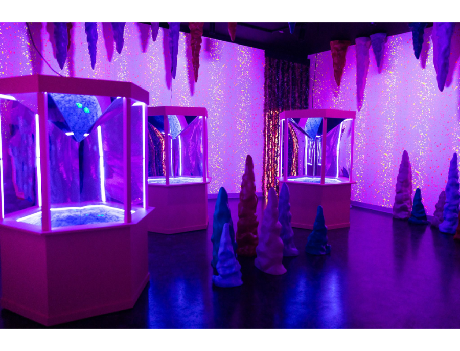 Sloomoo Institute Teams Up with Spin Master to Bring Kinetic Sand to ...