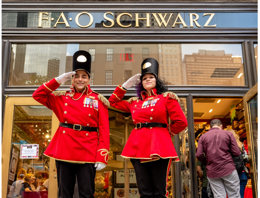 FAO Schwarz Dazzles and Delights with Exclusive In-Store Experiences ...